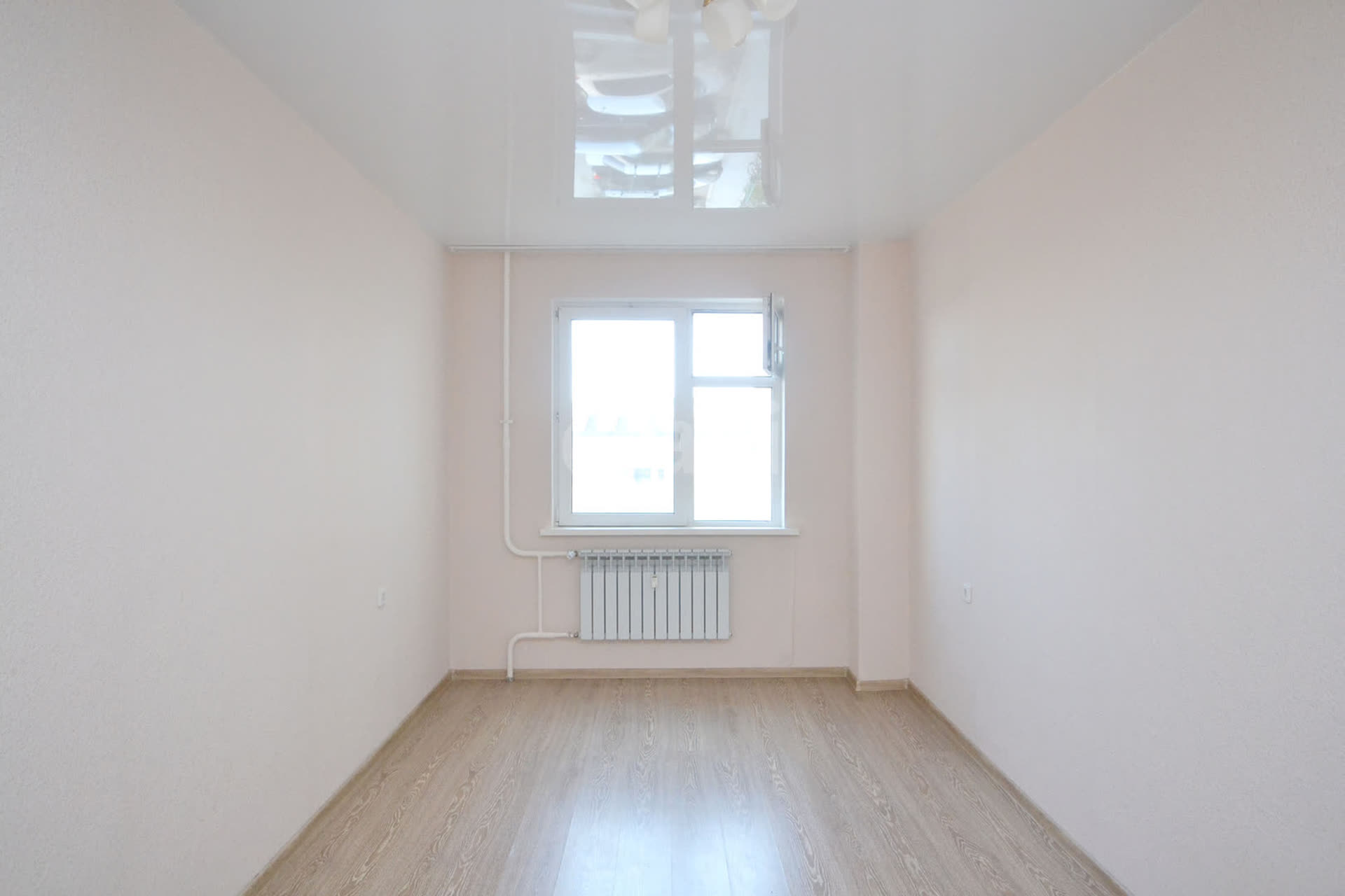 Студия, Монолитно-каркасный